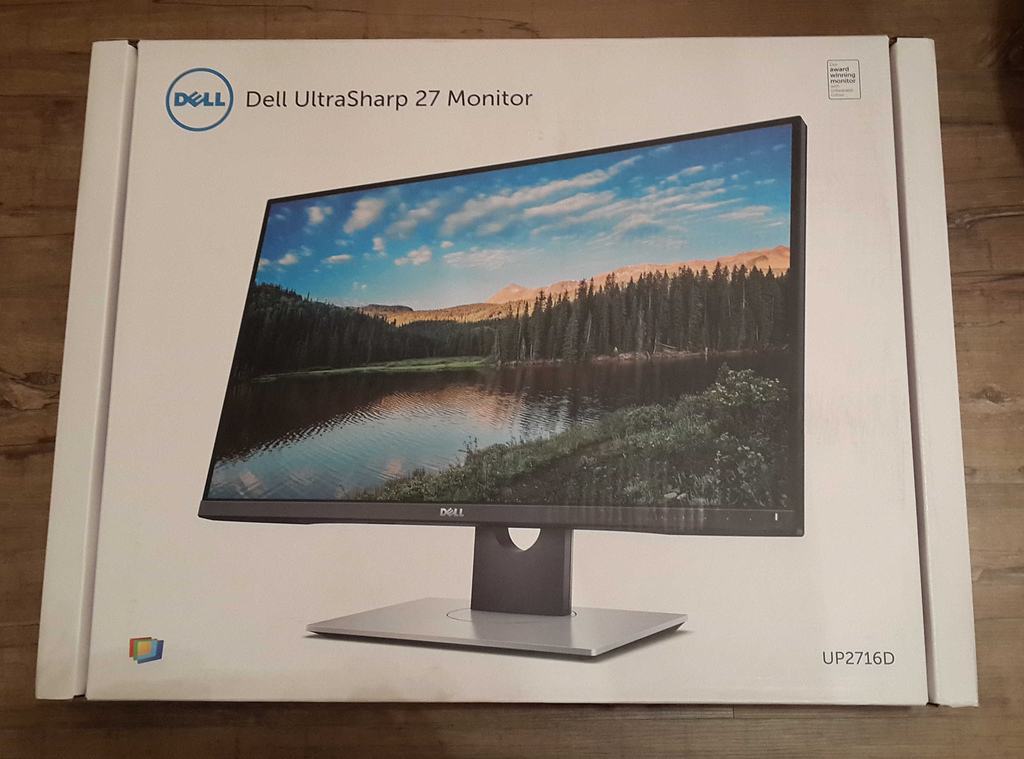 Dell Ultrasharp 27 Monitor - UP2716D
