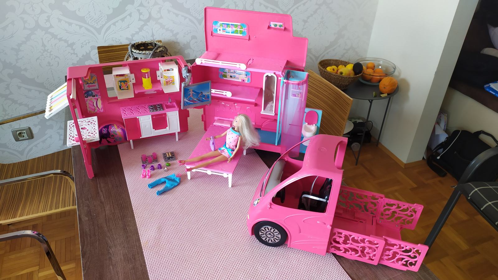 Barbie camper- avtodom