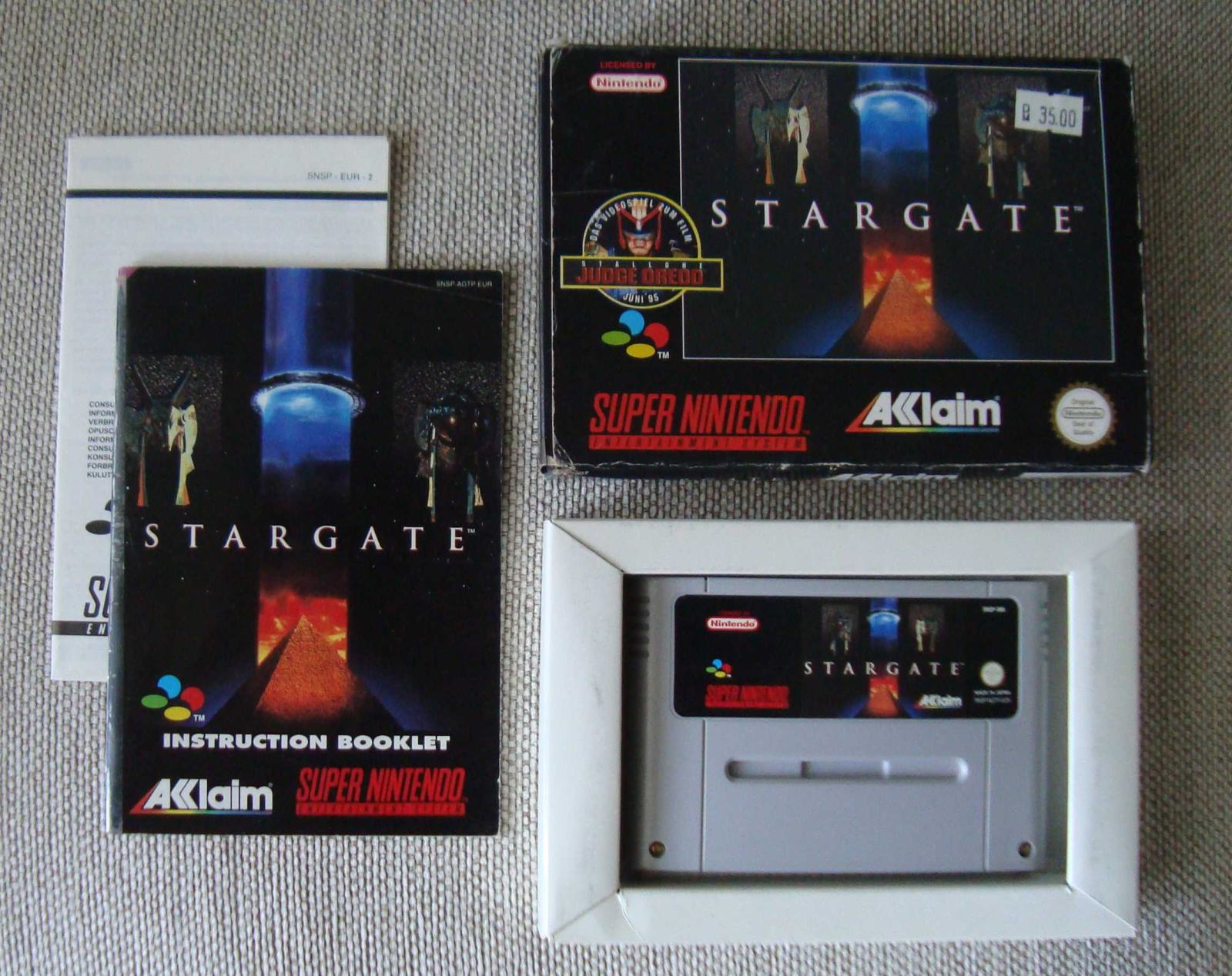 Stargate za Super Nintendo SNES, v škatli z navodili