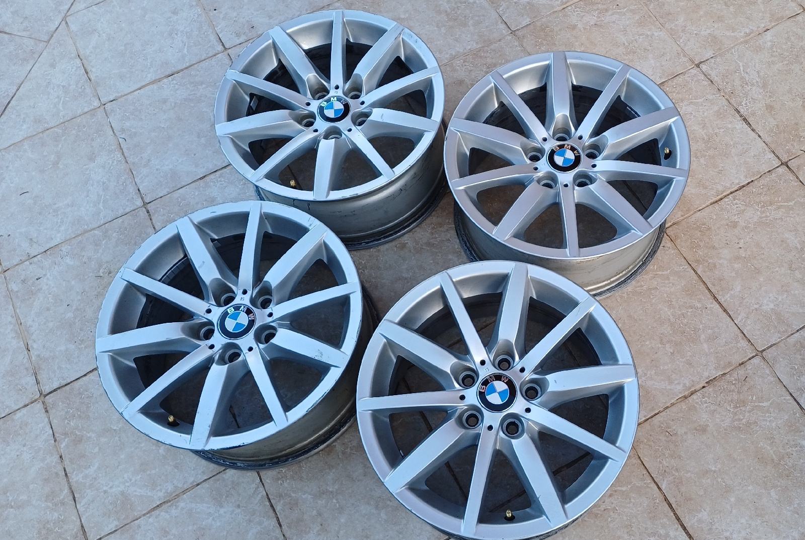 17 BMW platišča style 286 deljena