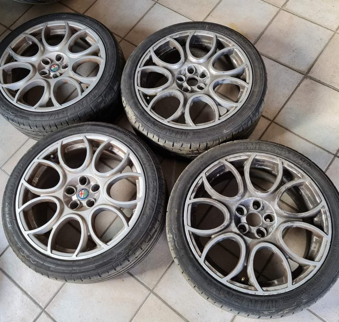 alfa romeo 159 brera feltne croma 18 col aluminijasta platišča alu fel
