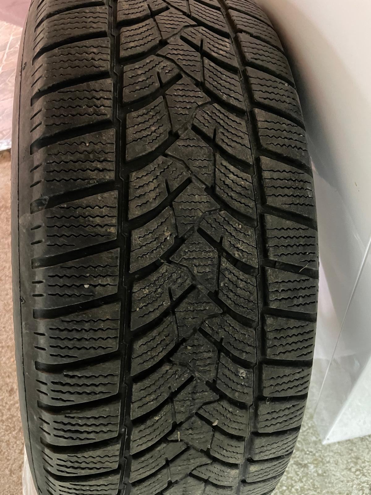 Original Range Rover Evoque Platišča z 1 leto starimi Dulop gumami