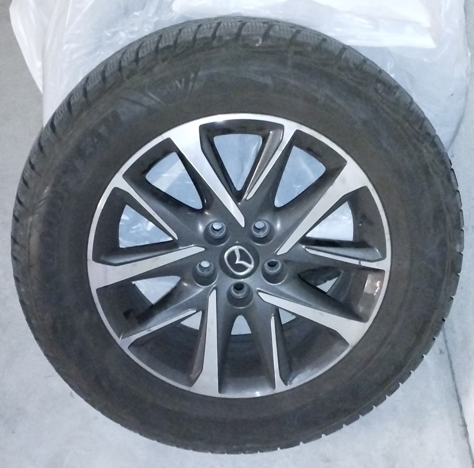 Originalna platišča Mazda 17, komplet 4 platišč s pnevmatikami