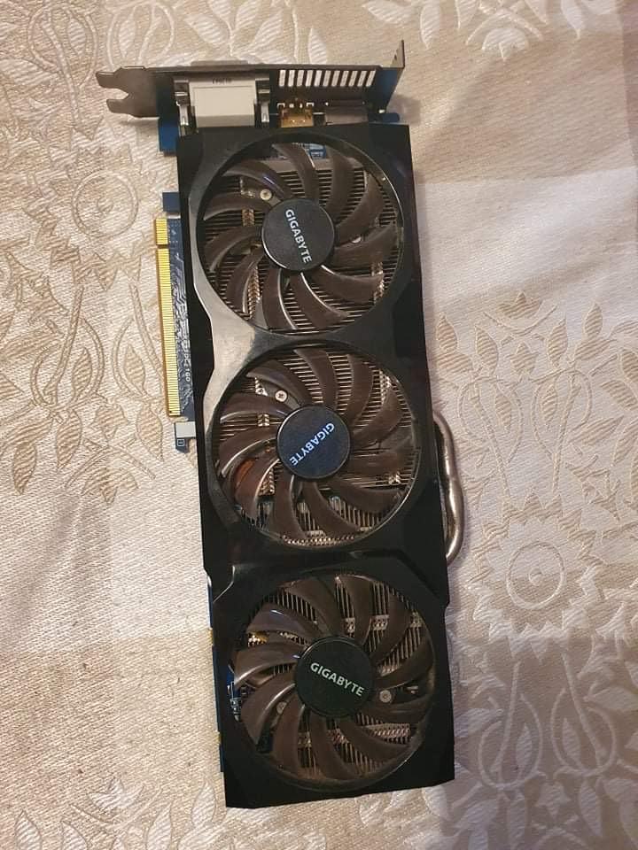 Amd Radeon 9600 HD serries