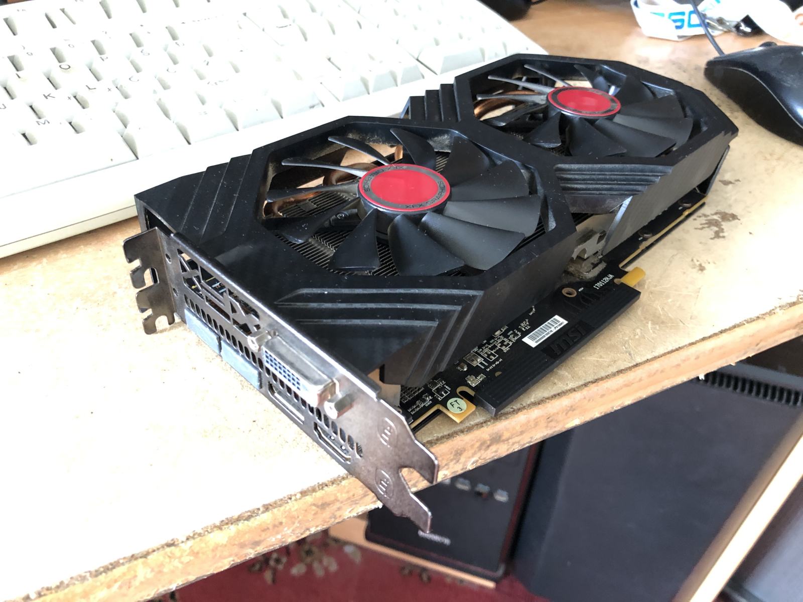 AMD radeon rx 850 8 GB