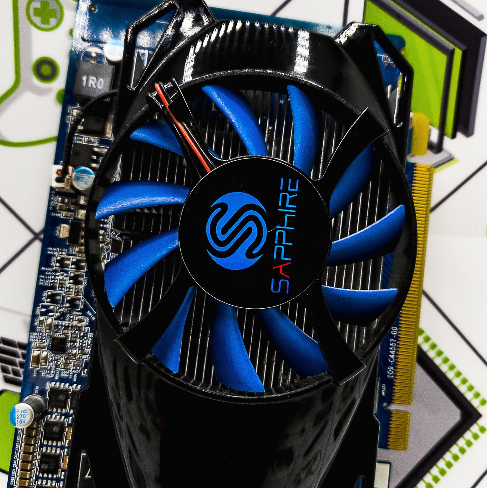 GRAFIČNA KARTICA / RADEON HD 7750 / 2GB / SAPPHIRE / SPLOŠNA UPORABA