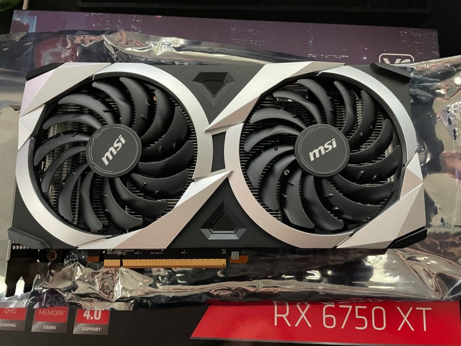MSI Radeon RX 6750 XT MECH 2X 12G OC