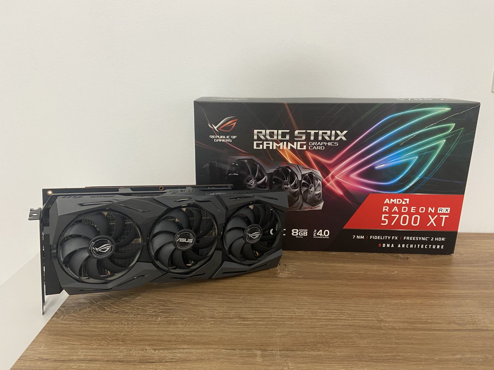 Radeon RX 5700 XT ROG STRIX