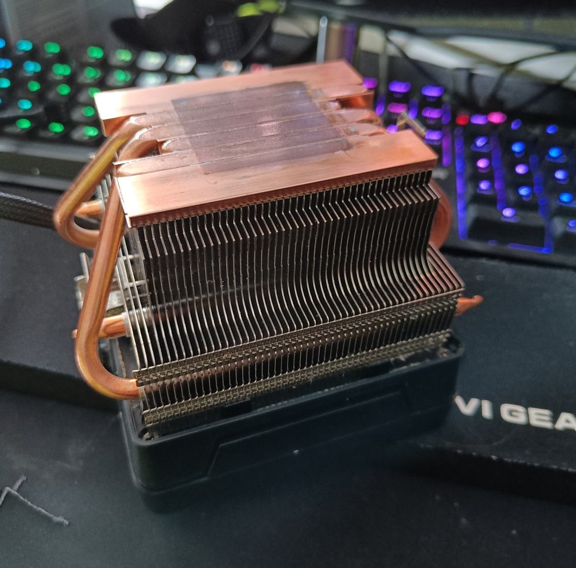 AMD RYZEN 7 2700x + ventilator