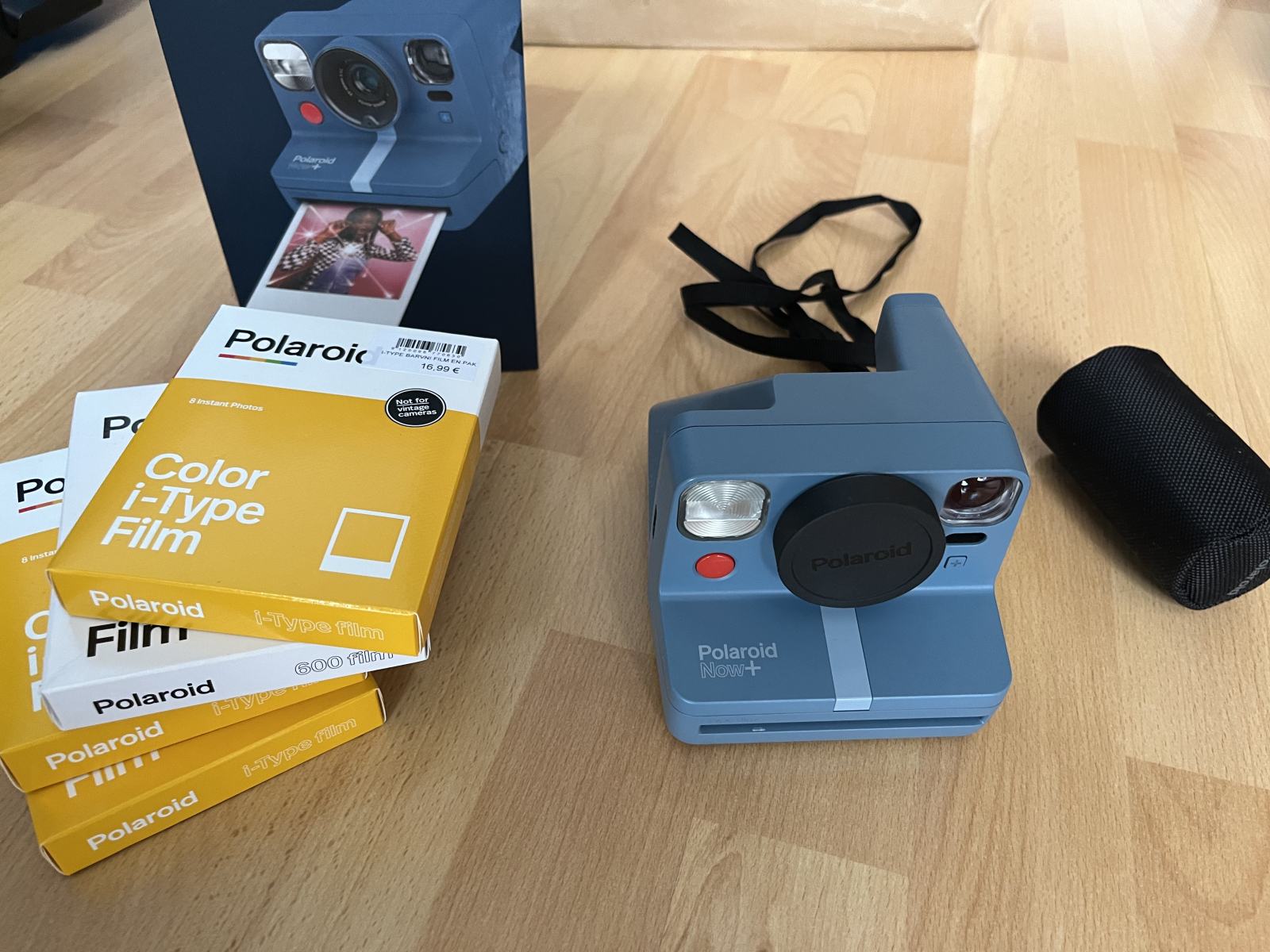 Polaroid in 4 paketi filma