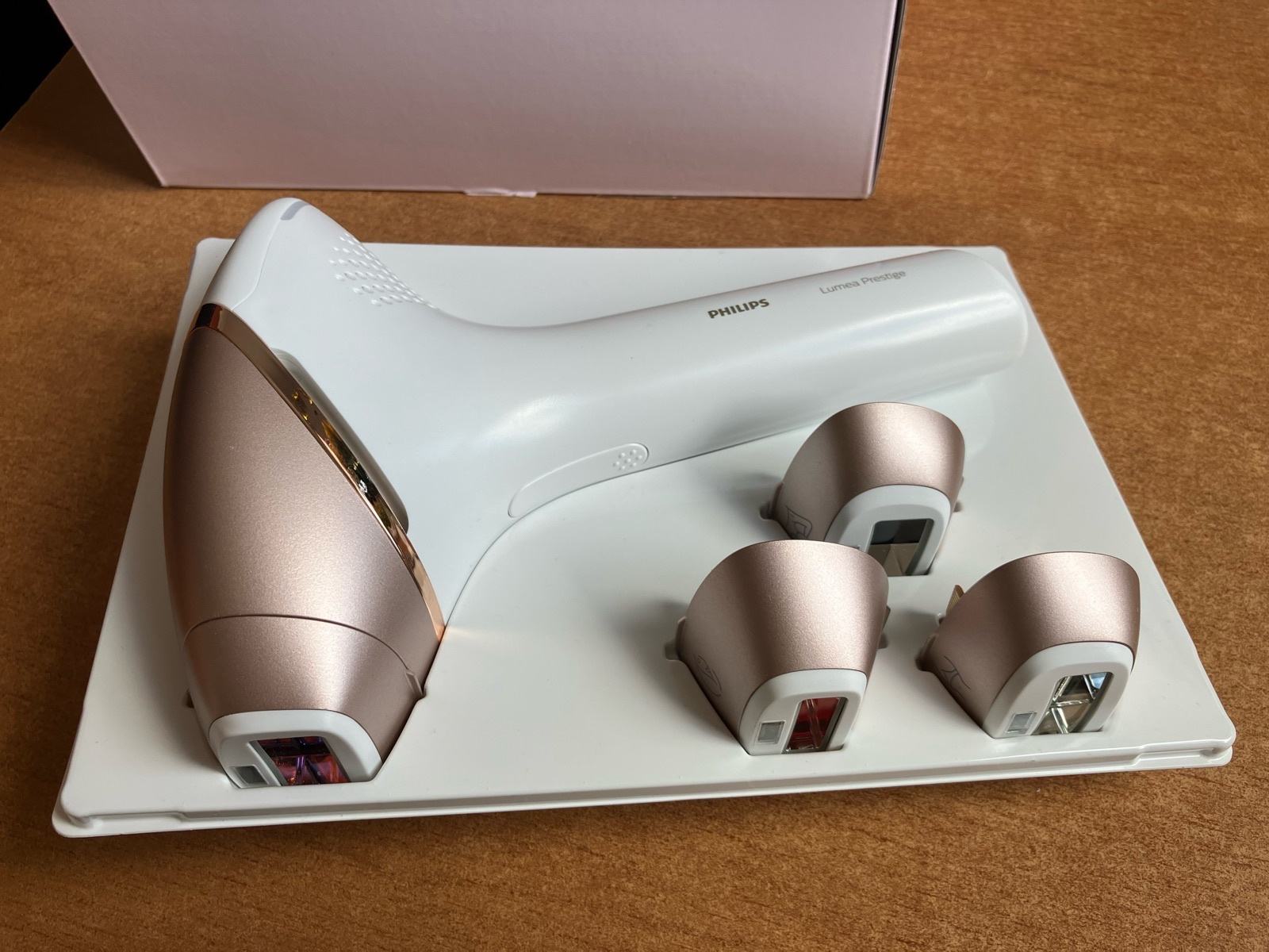 Odstranjevalec dlak Philips Lumea Prestige