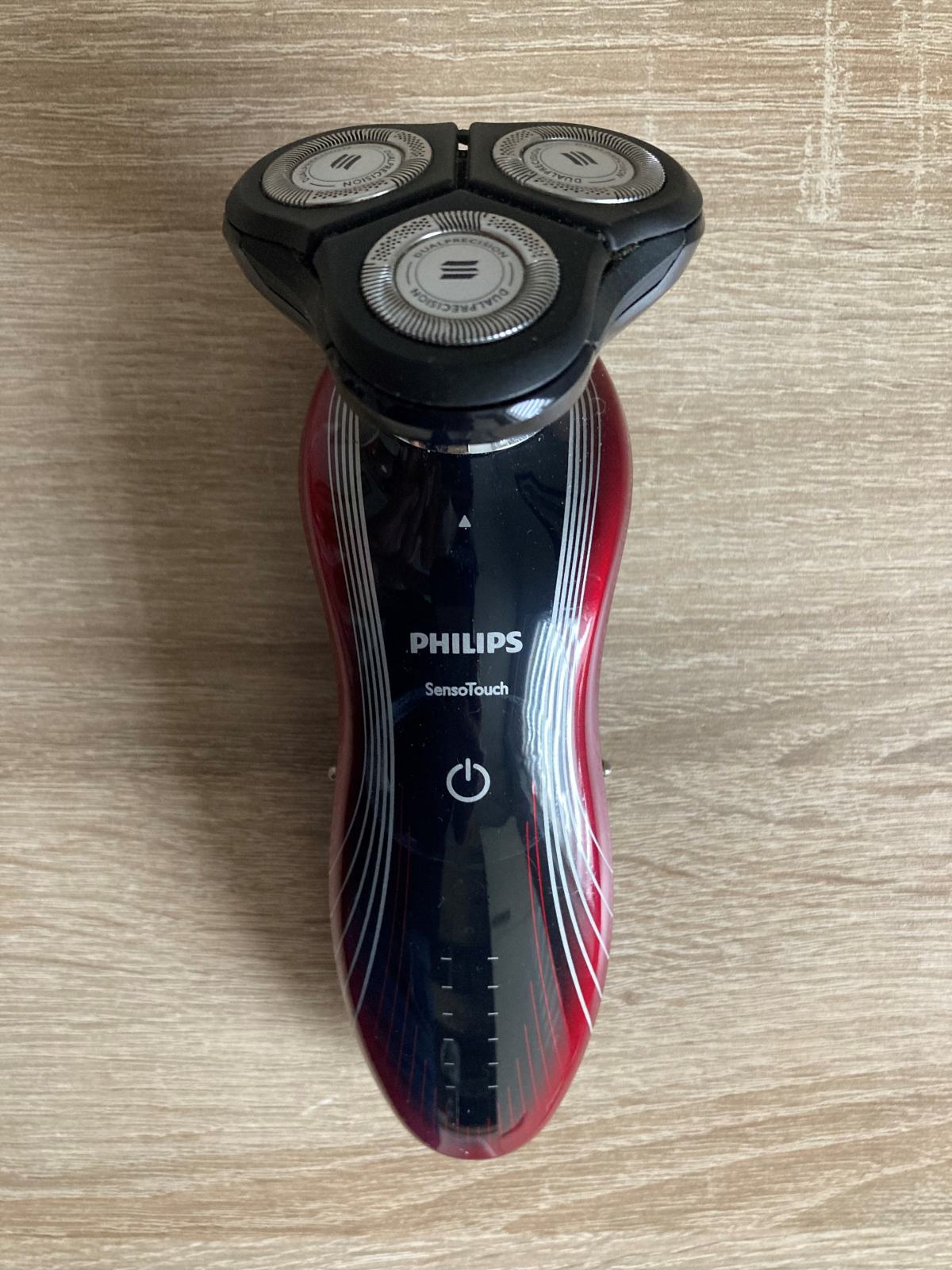 PHILIPS Senso Touch, brivski aparat