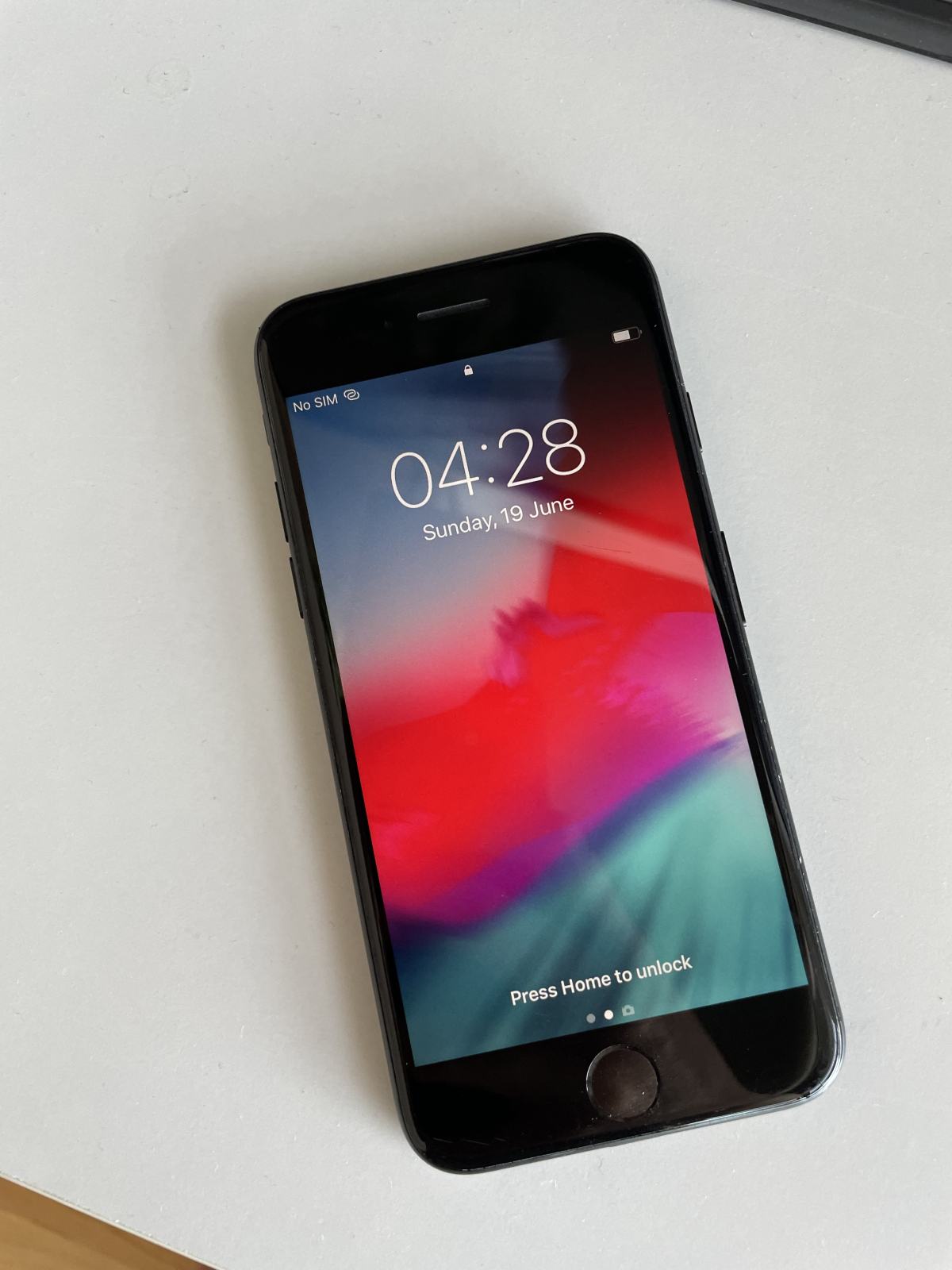 Apple iPhone 7 32 GB (black)