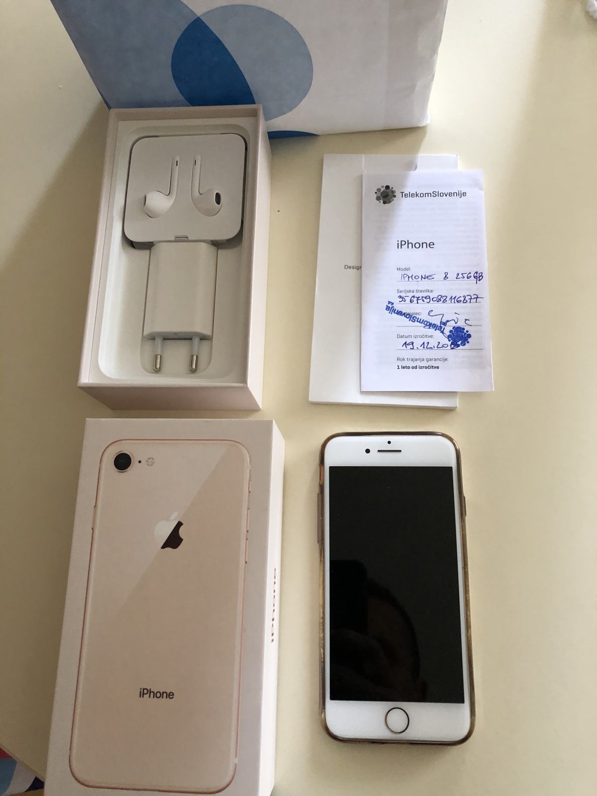 Apple Iphone 8 rose gold, 256 gb, kot nov, popolnoma brezhiben