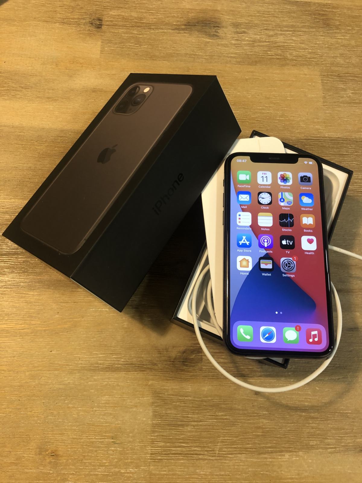 Iphone 11 pro 64gb black ZELO LEPO OHRANJEN