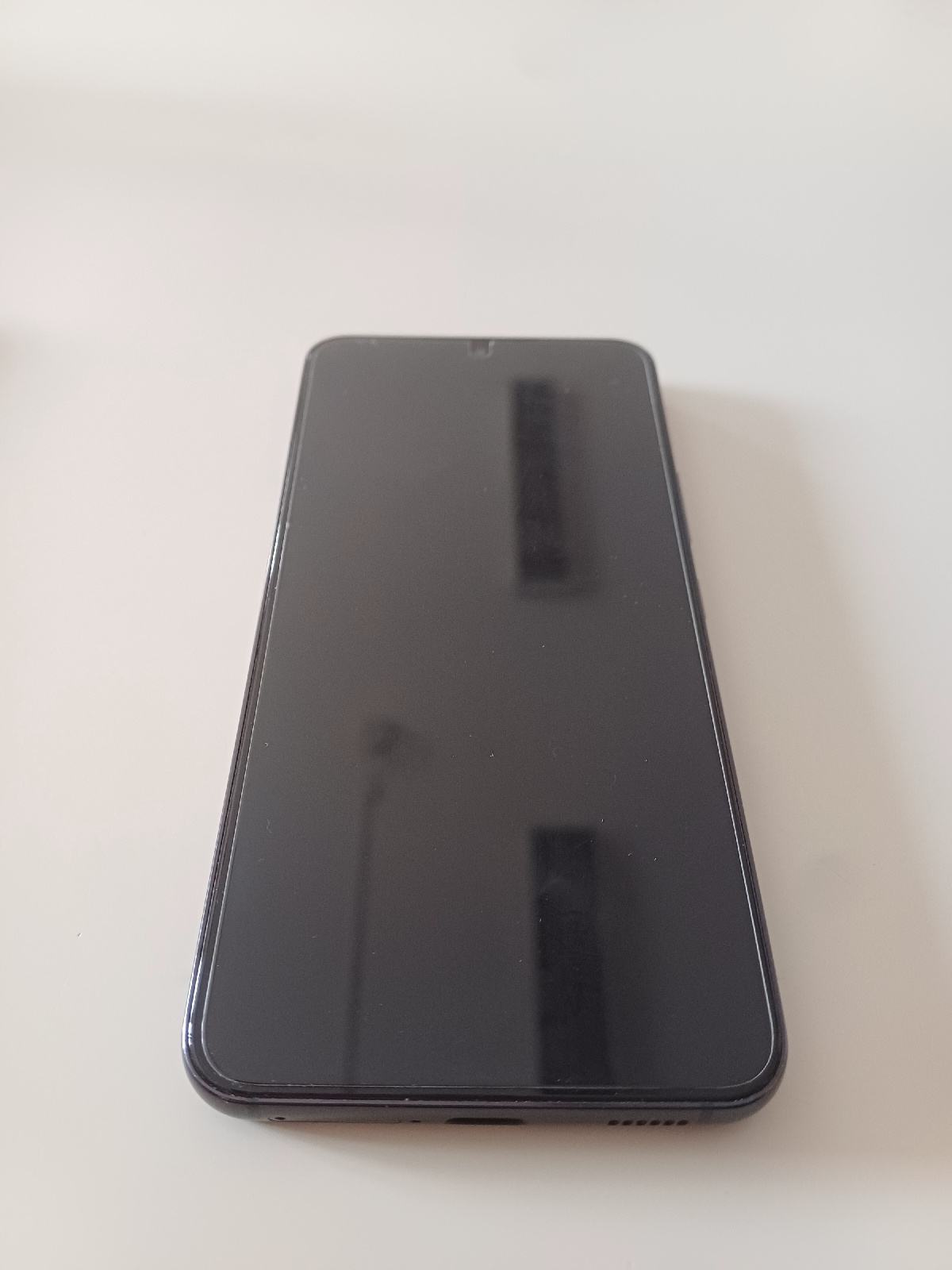 Samsung Galaxy S22 256GB - ODLIČEN