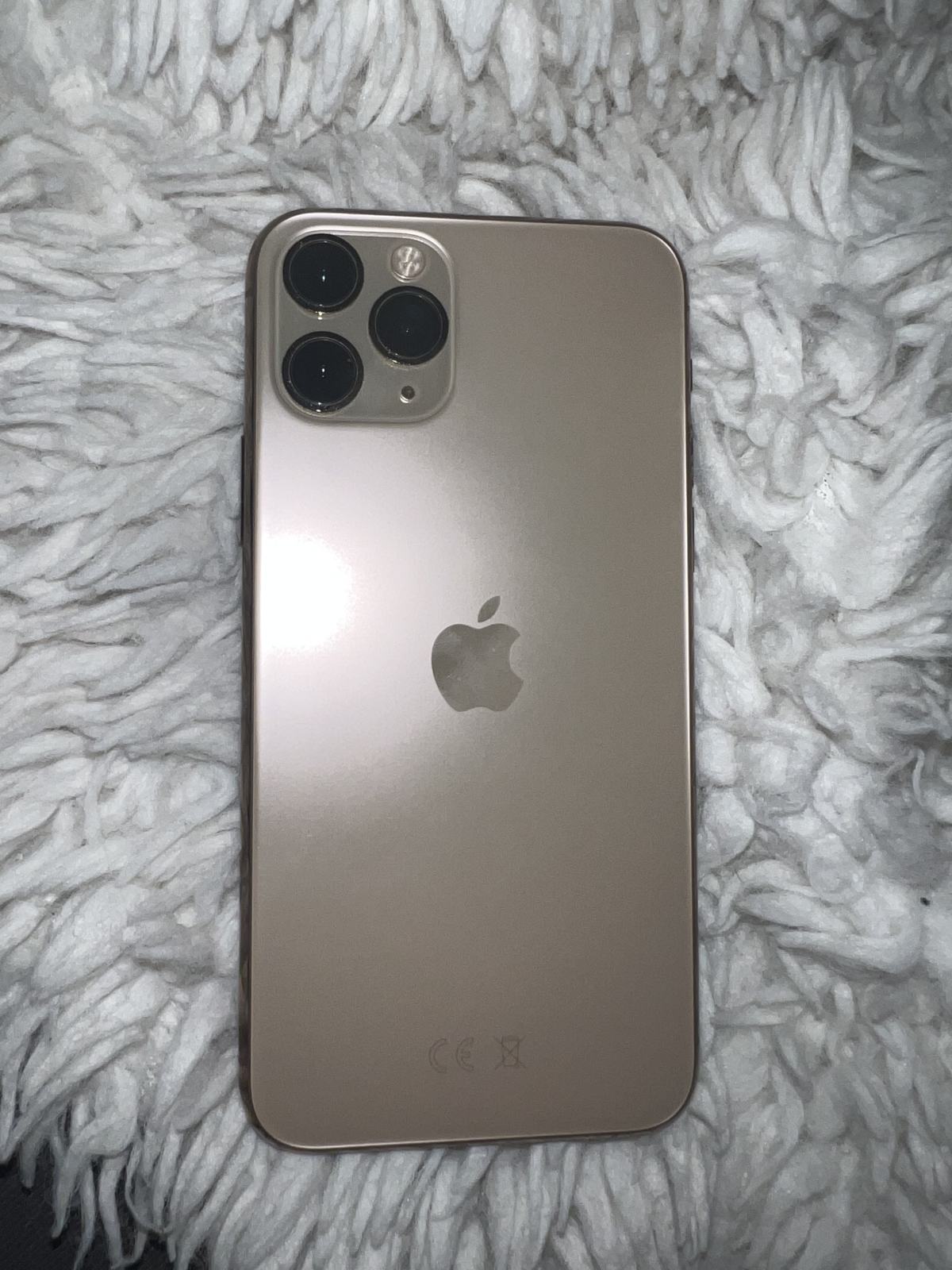 Iphone 11 pro gold