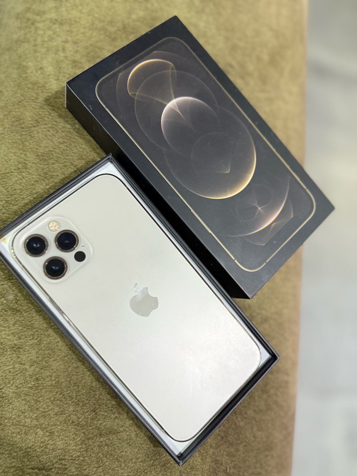 Iphone 12 pro, 264 GB - prodam