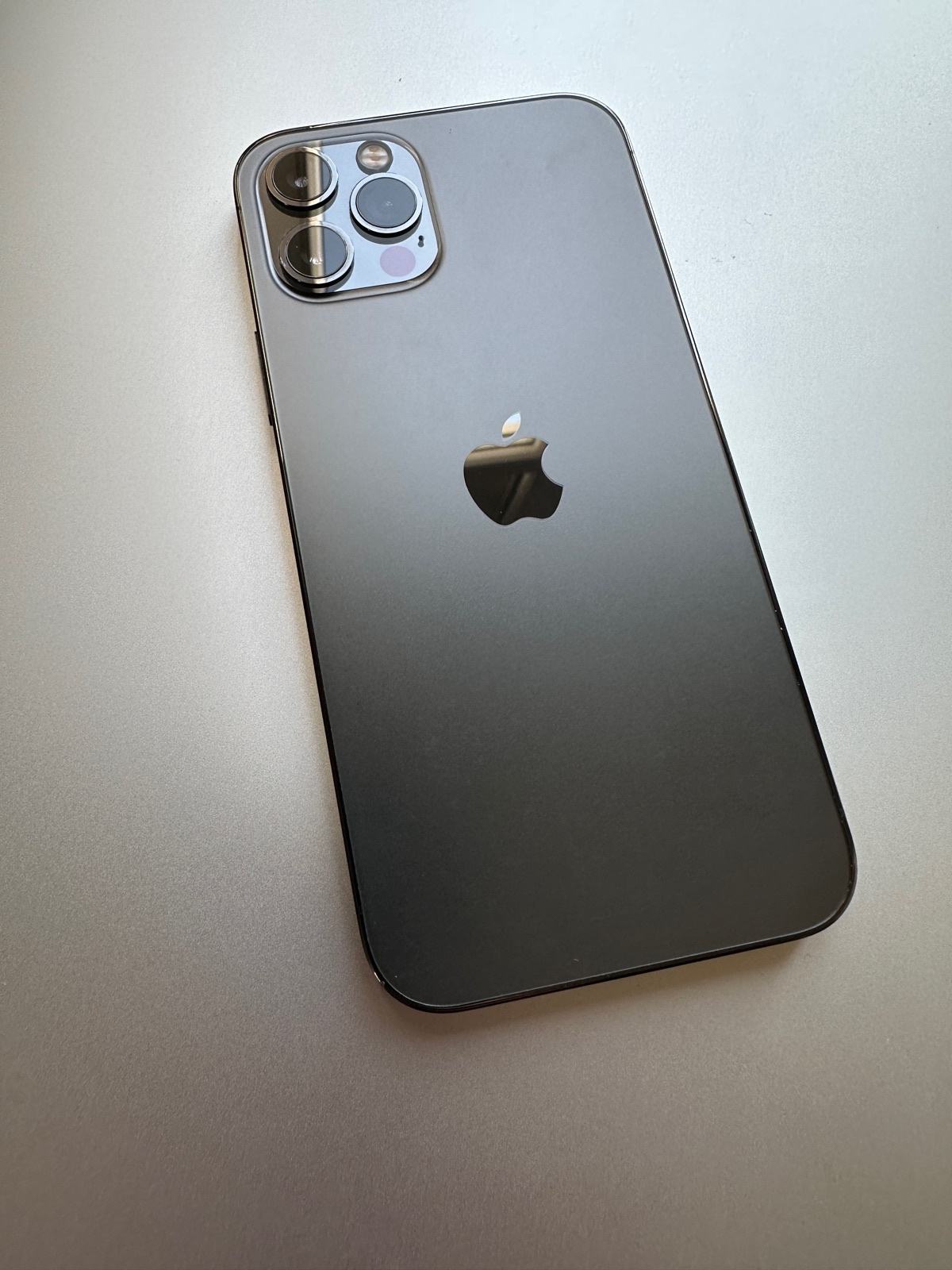 IPHONE 12 PRO 128GB - BREZ PRASKE - LJ/MB - DELA KOT NOV