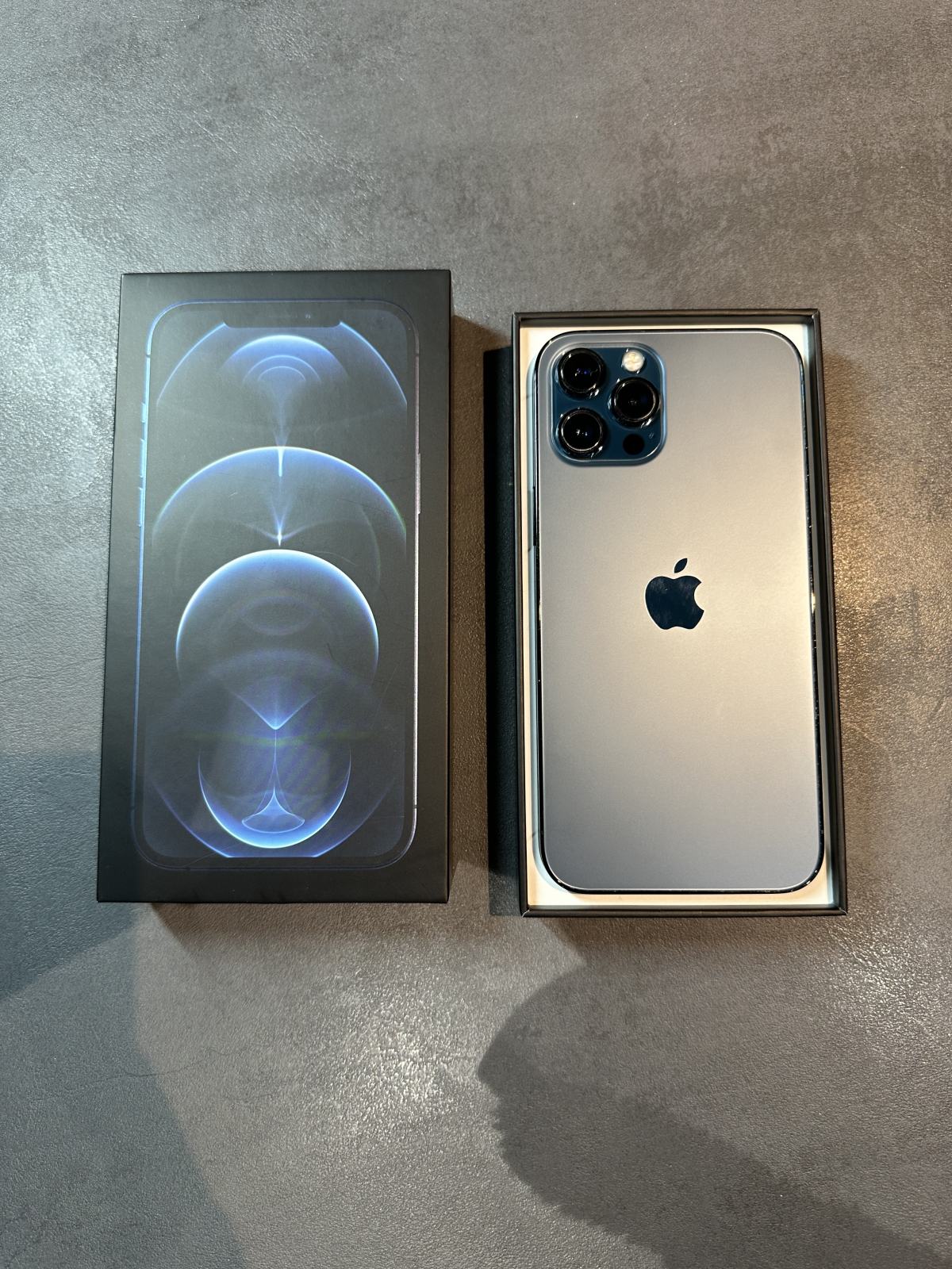 iPhone 12 pro max 256GB- Pacific Blue