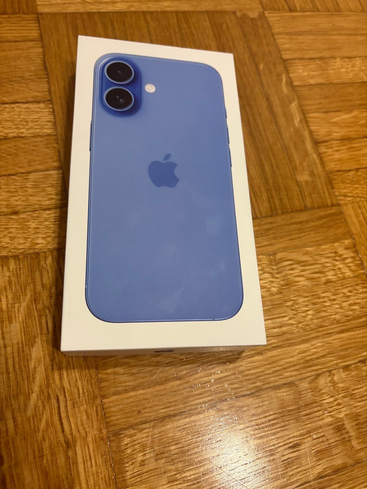 Iphone 16 128GB Ultramarine(ORIGINALNO ZAPAKIRAN)