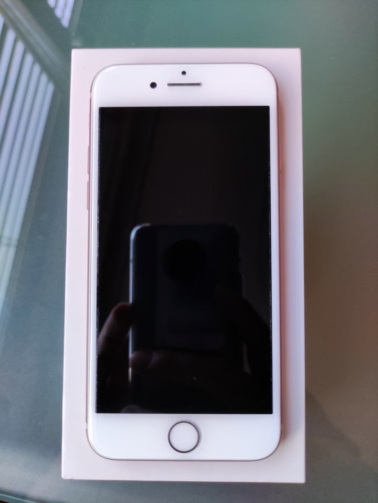 iPhone 8 Rose Gold (64 GB)