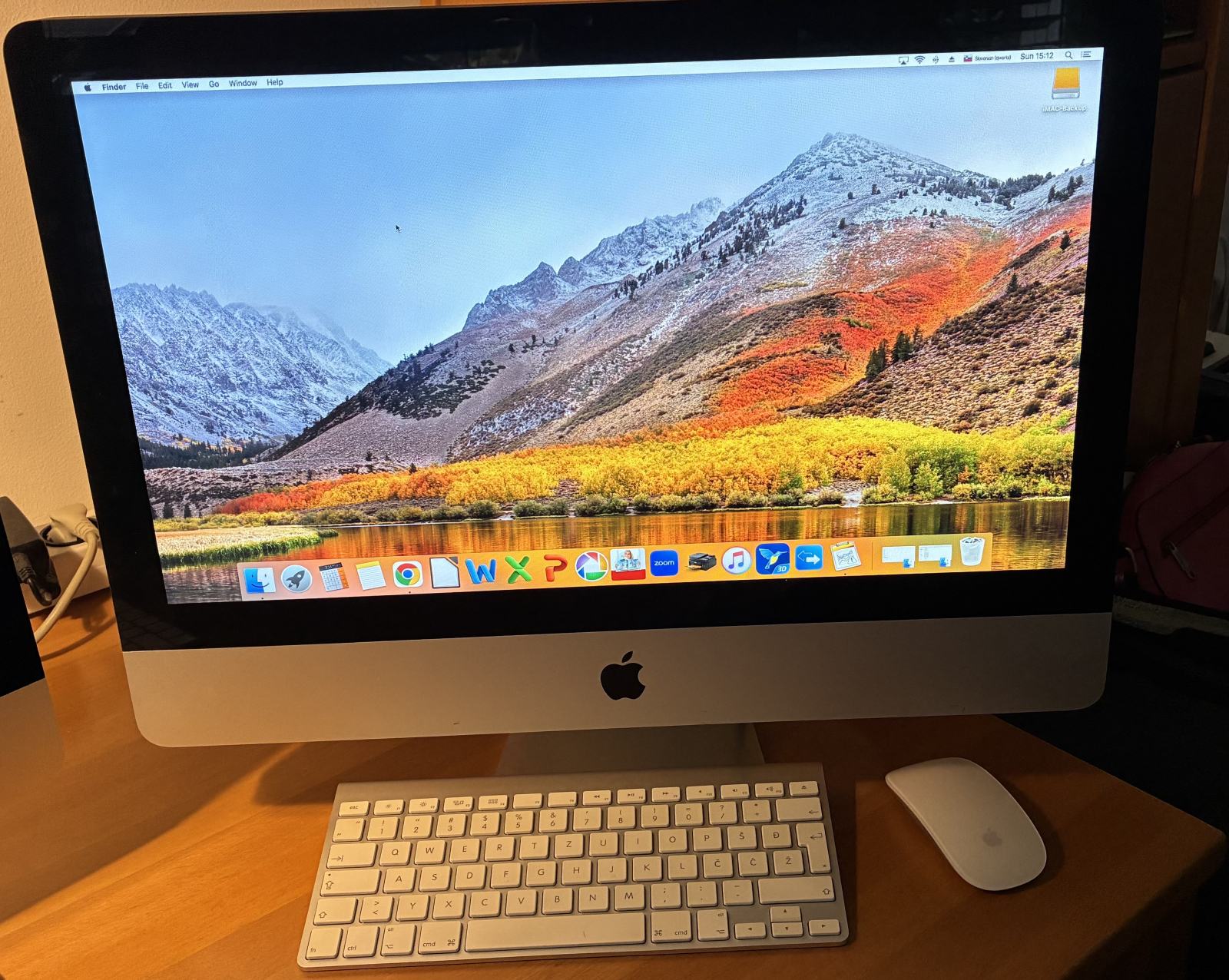 Odličen iMac (21.5-inch, Mid 2011)
