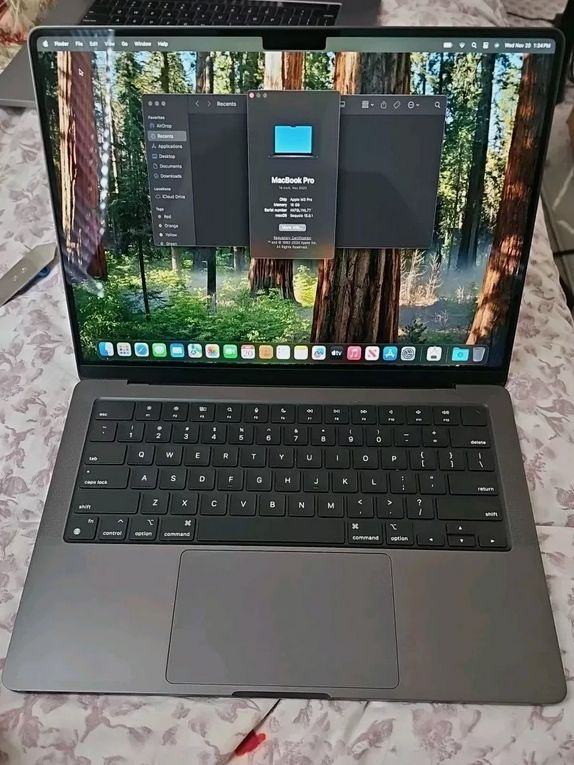 Apple MacBook Pro 14 M3 Pro 18 GB RAM 512 GB SSD