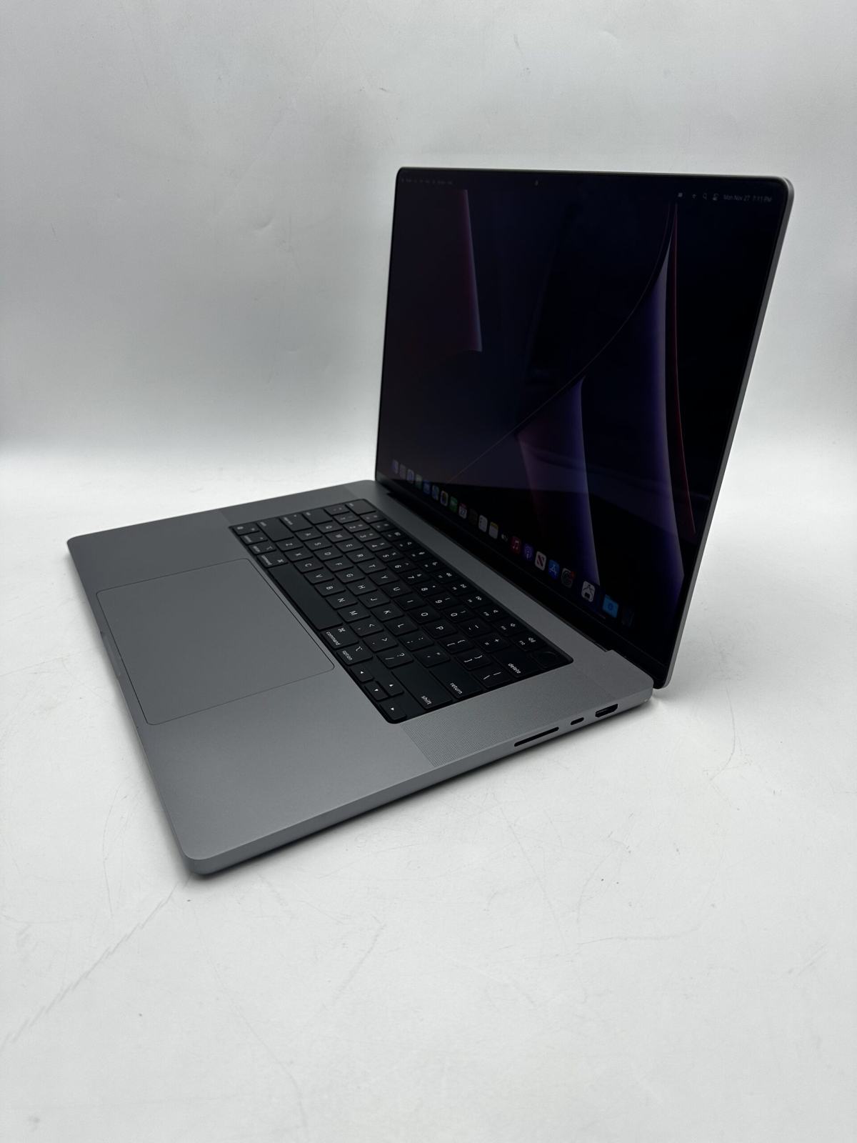 Apple MacBook Pro 16-Inch M1 Pro 16gb RAM 1T SSD