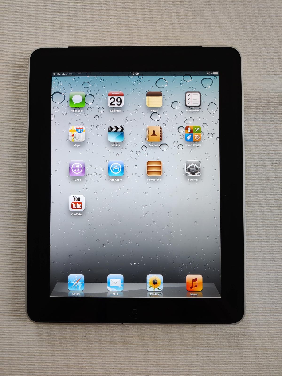 Apple iPad 1 Wi-Fi + 3G 16 GB