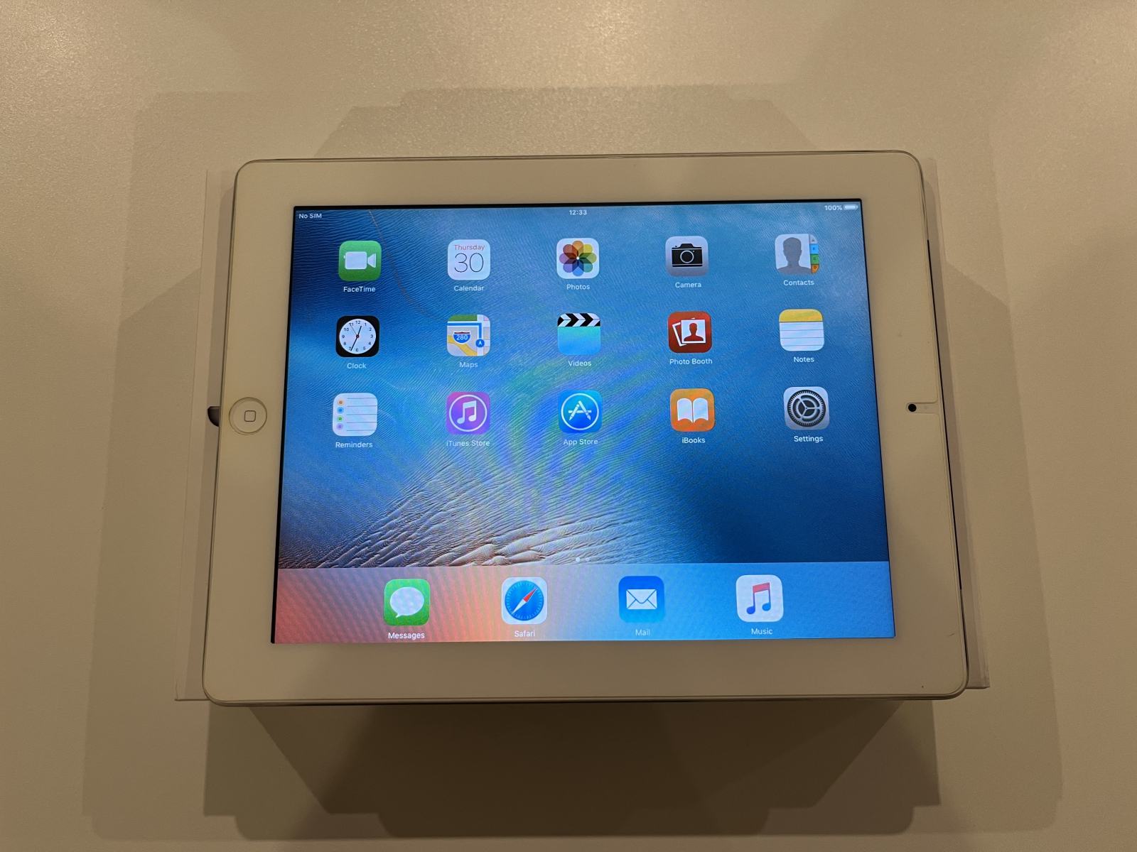 iPad 2nd Gen.,16GB WiFi, SIM 3G