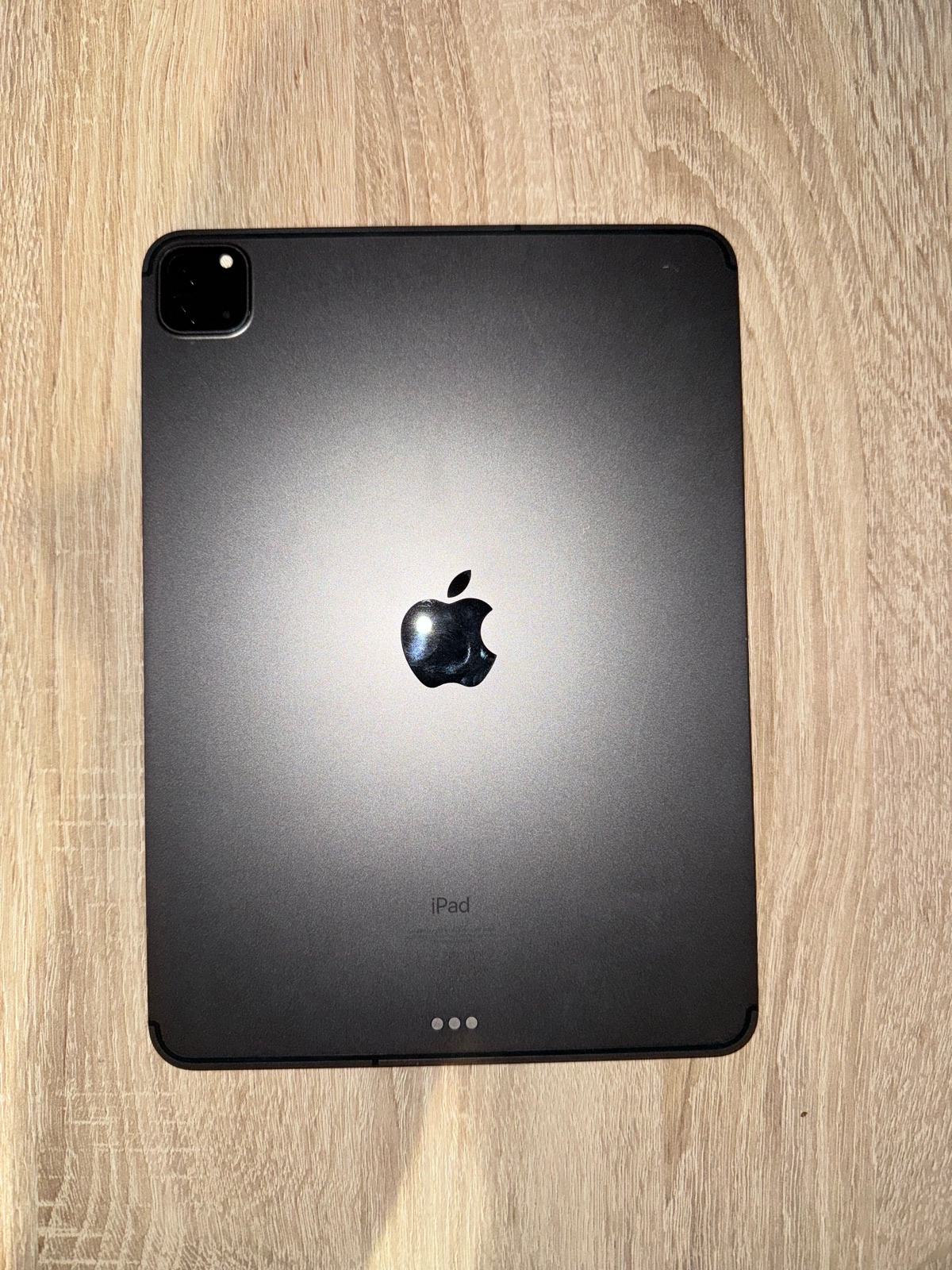 iPad Pro 11 2nd gen with + cellular