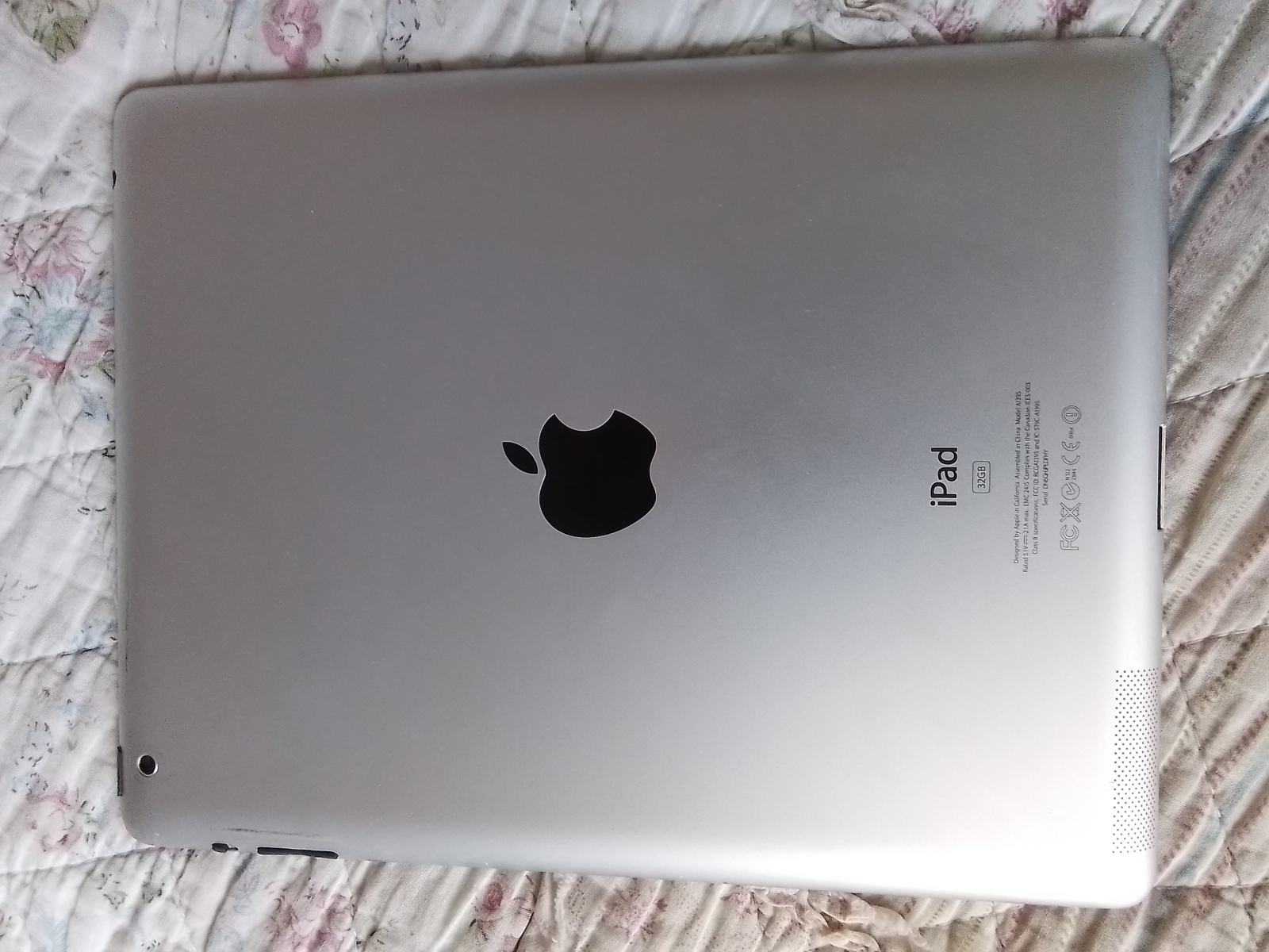 iPad wi-fi 27,6GB