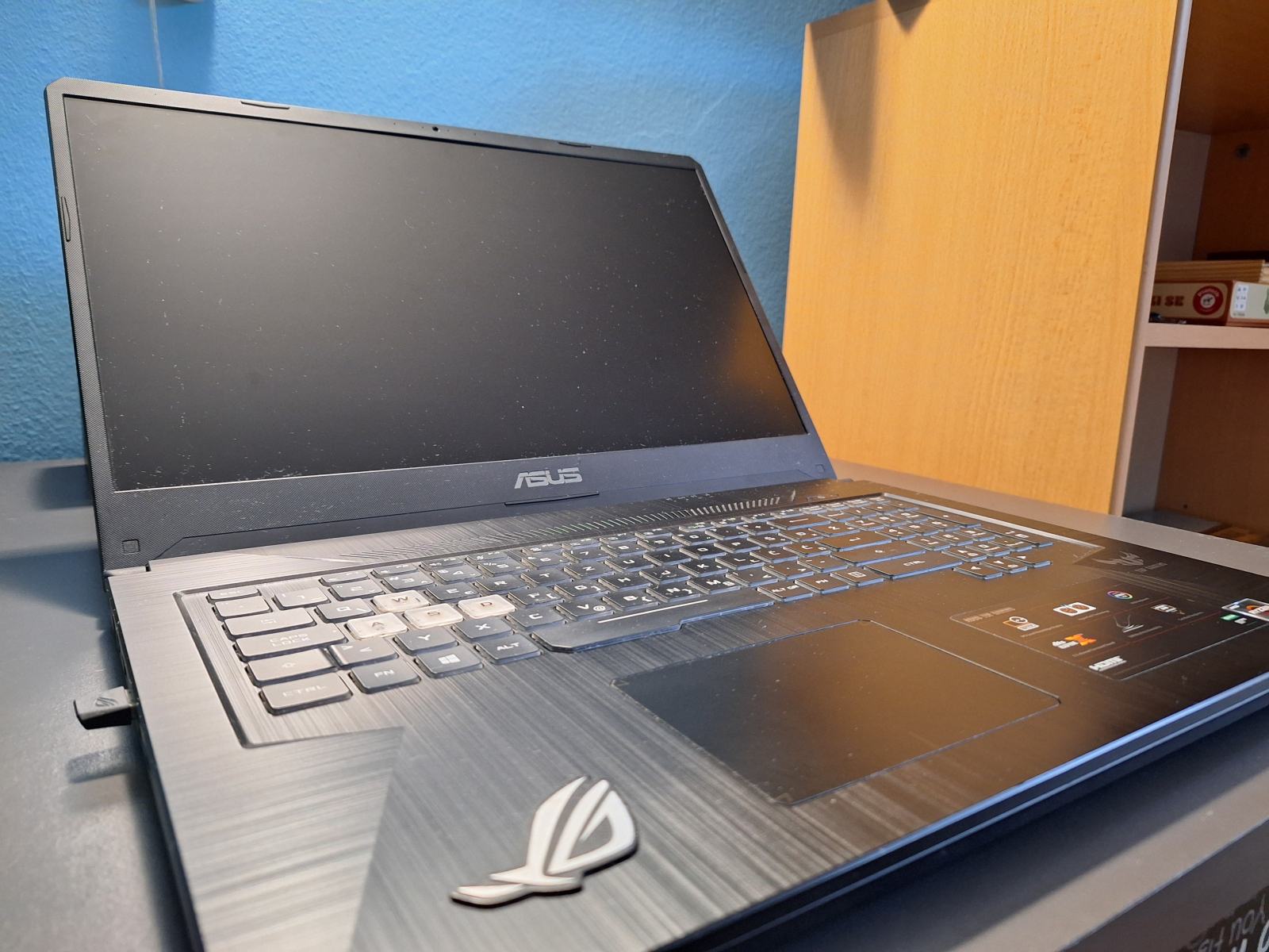 ASUS TUF GAMING FX705D