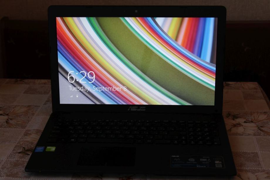 Asus X552MJ, 15,6, 4-jedrni procesor, Nvidia Geforce 920M, SSD, HDD