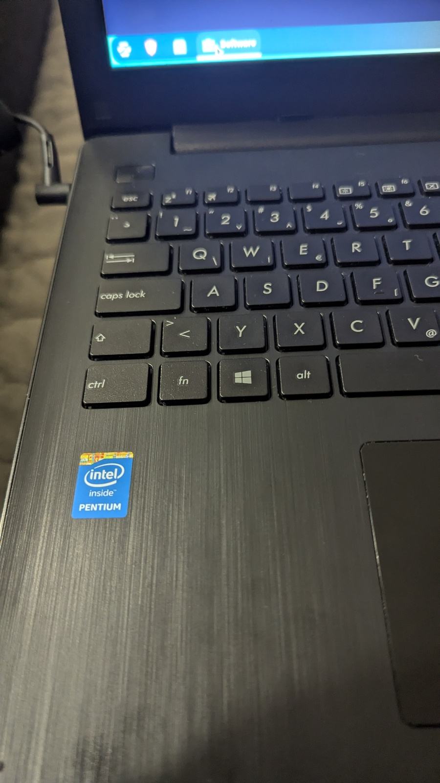 asus x553m