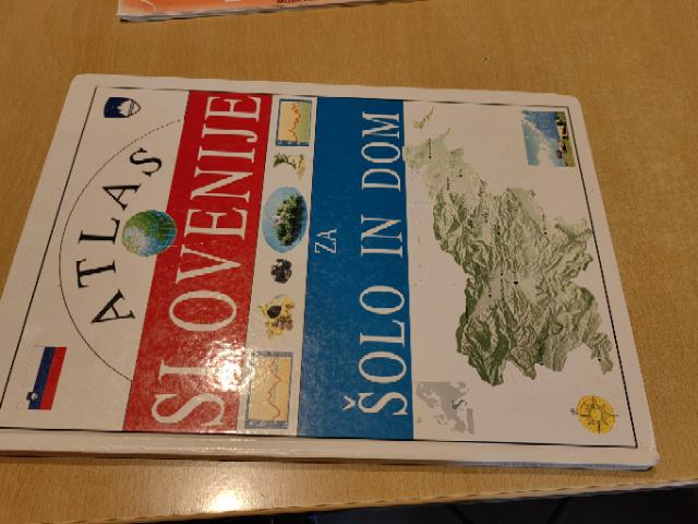 Atlas Slovenije za šolo in dom - Kartografsko gradivo