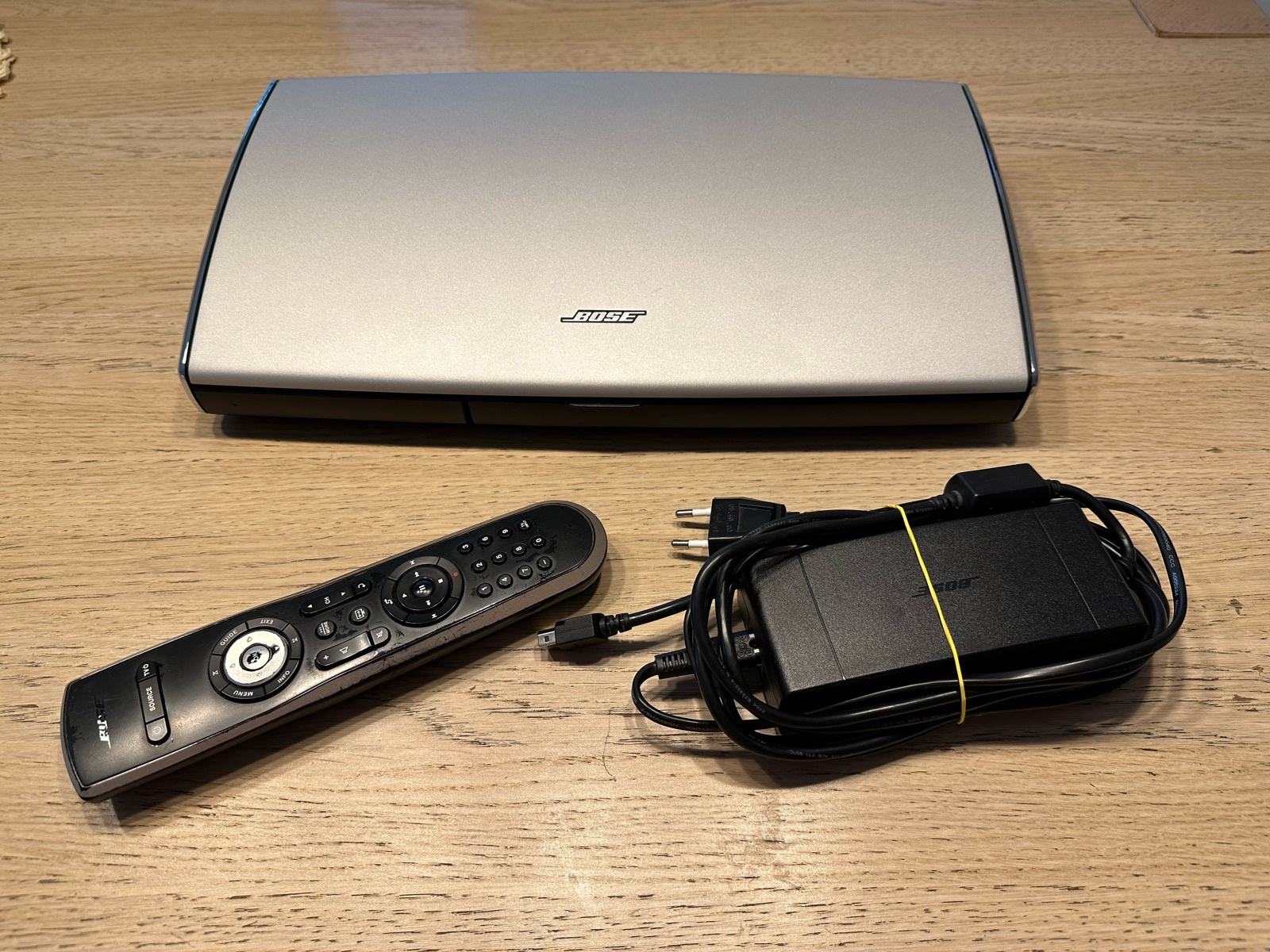 BOSE AV20 Control Center