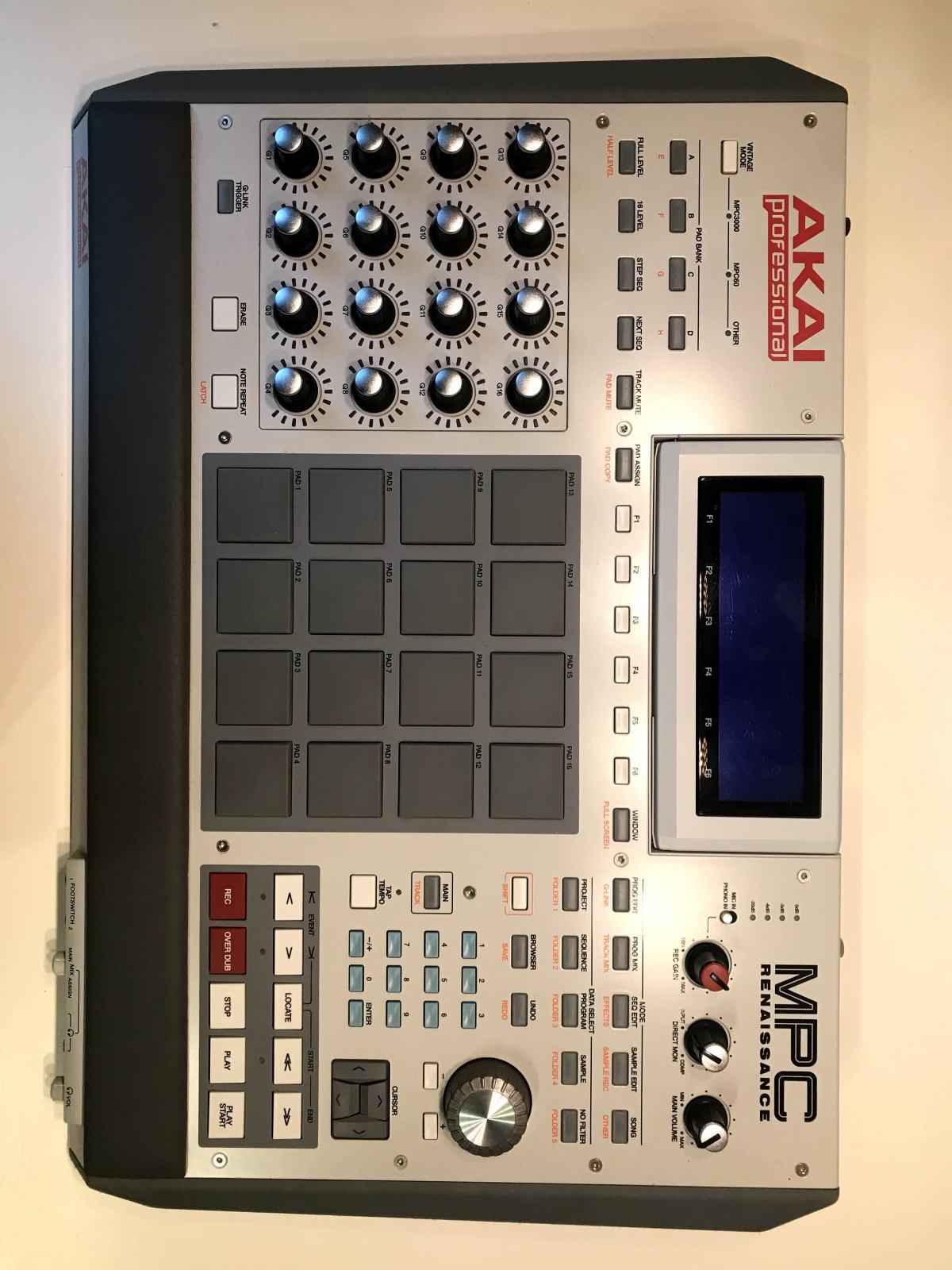 Akai Mpc Renaissance sampler