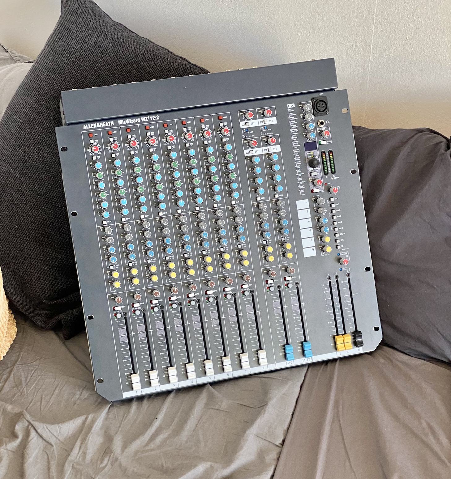 Allen&Heath MixWizard WZ4 12:2