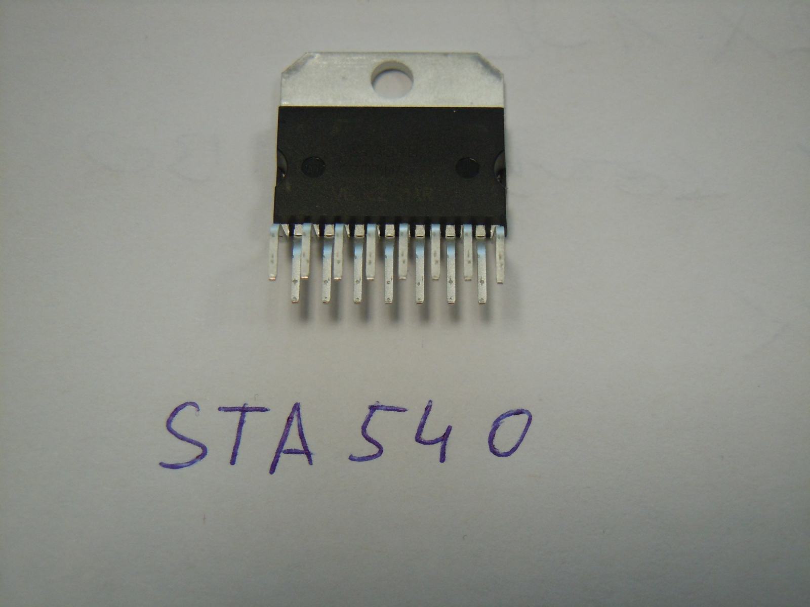 IC STA 540 NF ojačevalnik