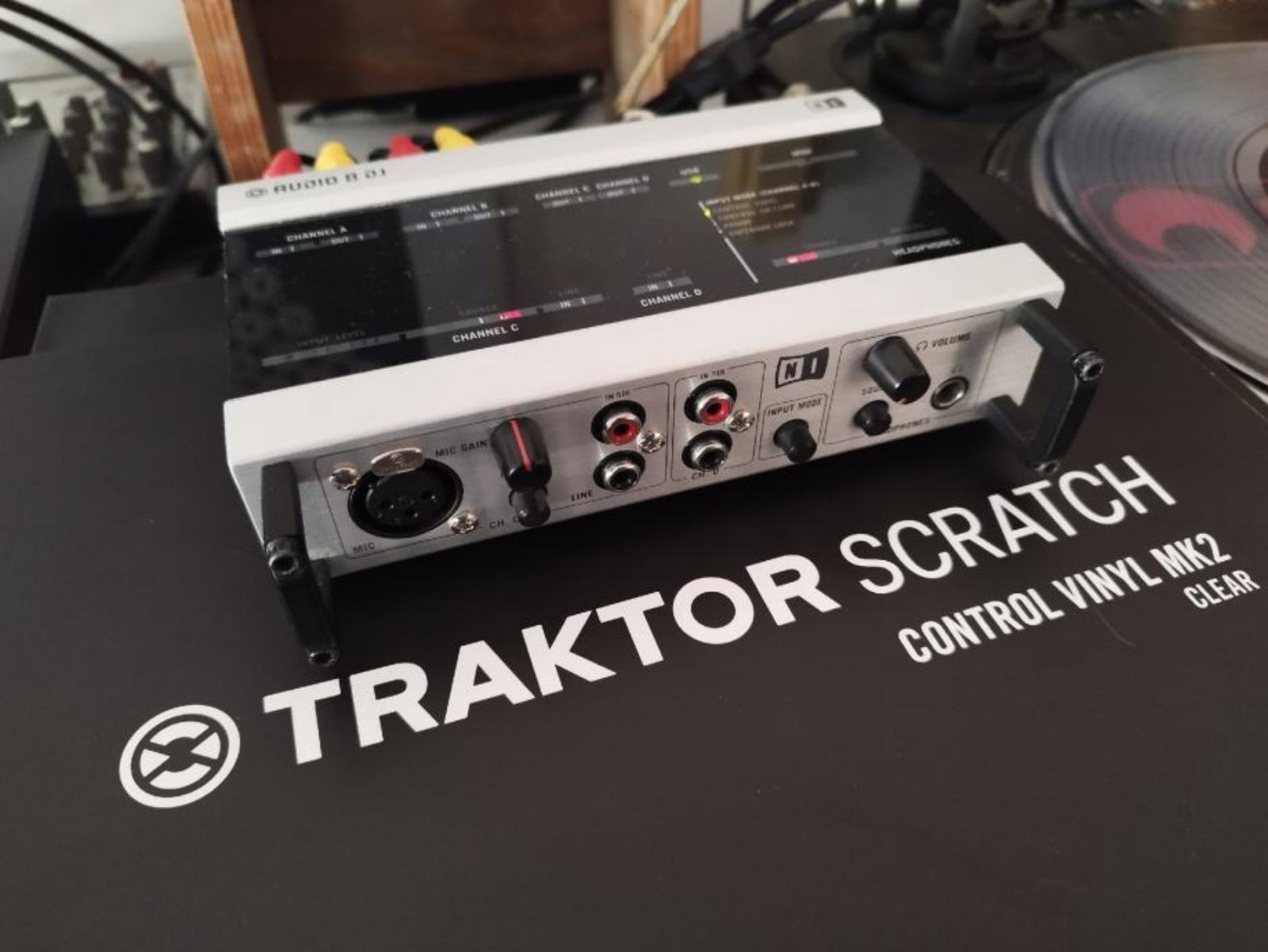 Native Instruments Traktor Scratch