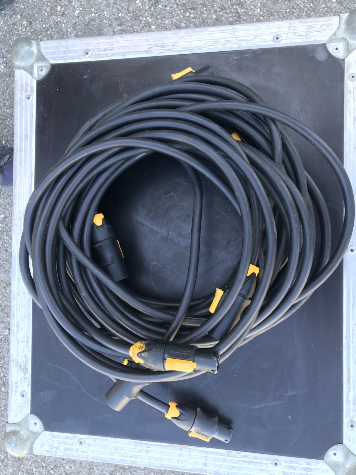 Neutrik Truecon kabli