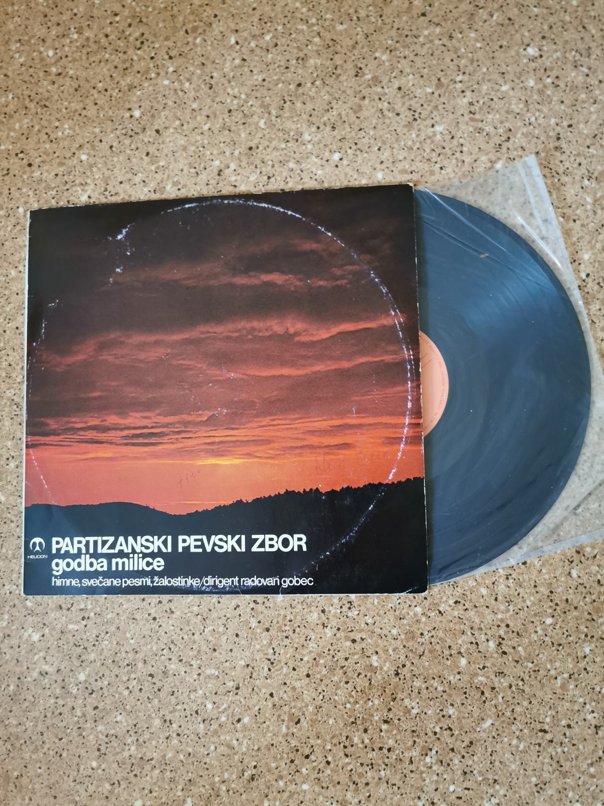 PARTIZANSKI PEVSKI ZBOR + GODBA MILICE - gramofonska plošča LP