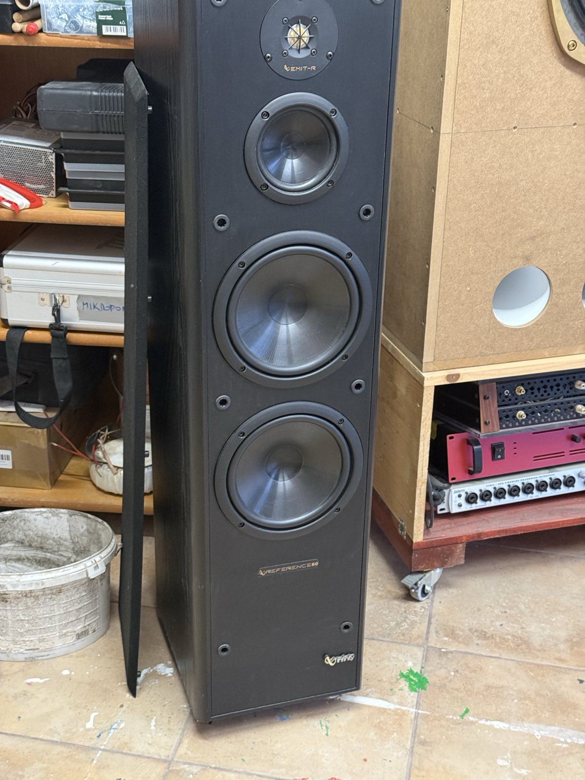 Prodajam ojačevalec Yamaha PC2602M v kompletu z zvočniki Infinity Refe
