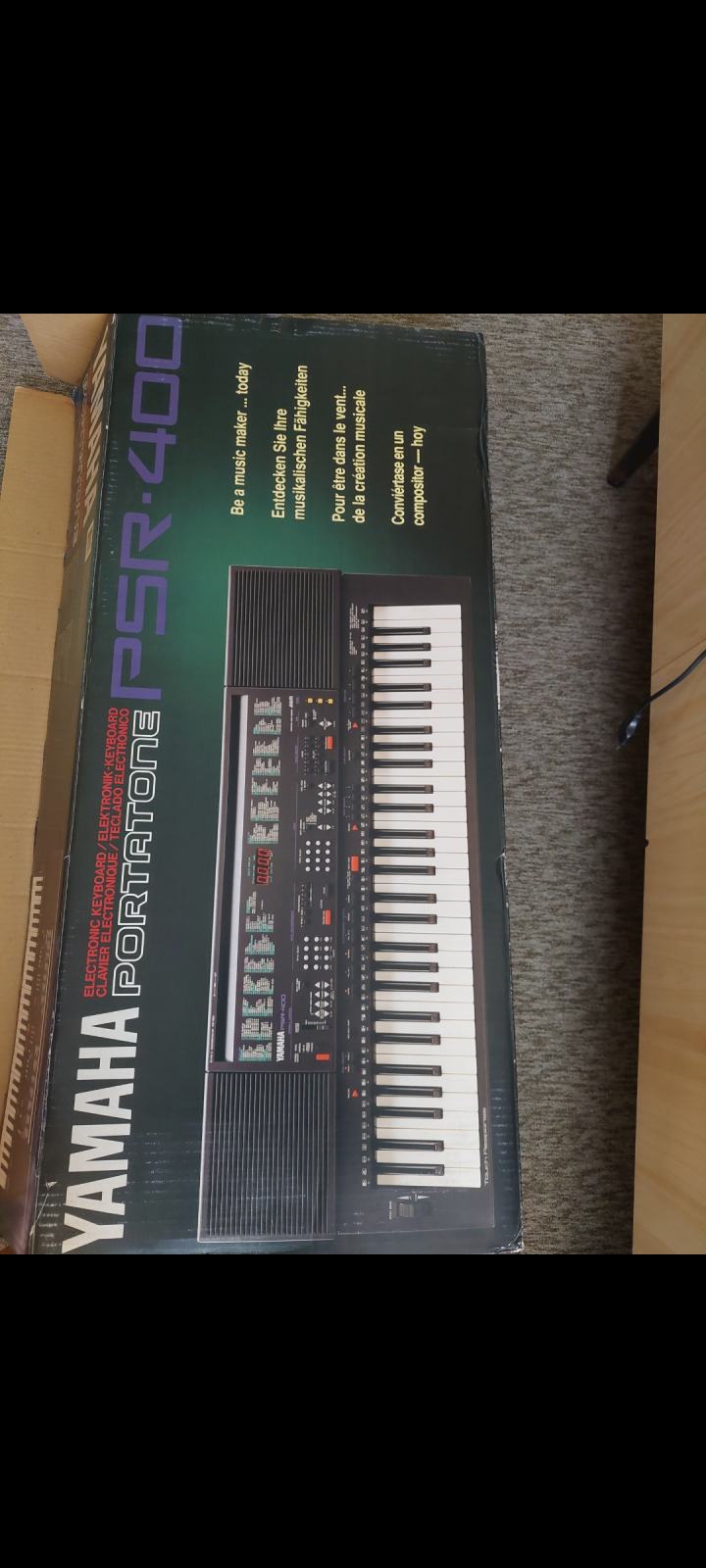 yamaha electronic keyboard PSR-400