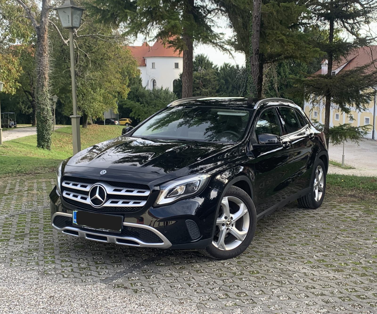 Mercedes-Benz GLA 200d avtomatik, 2018 l.