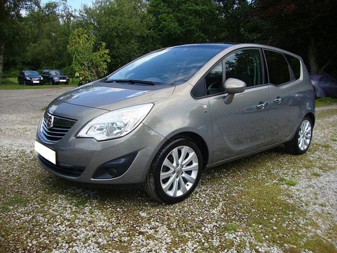 ODLIČNA- BENCIN + LPG, 2014 l.