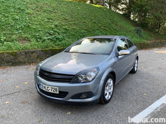 Opel Astra Coupe Opel Astra GTC 1.8 16V Cosmo, letnik 2005, 201100 ...