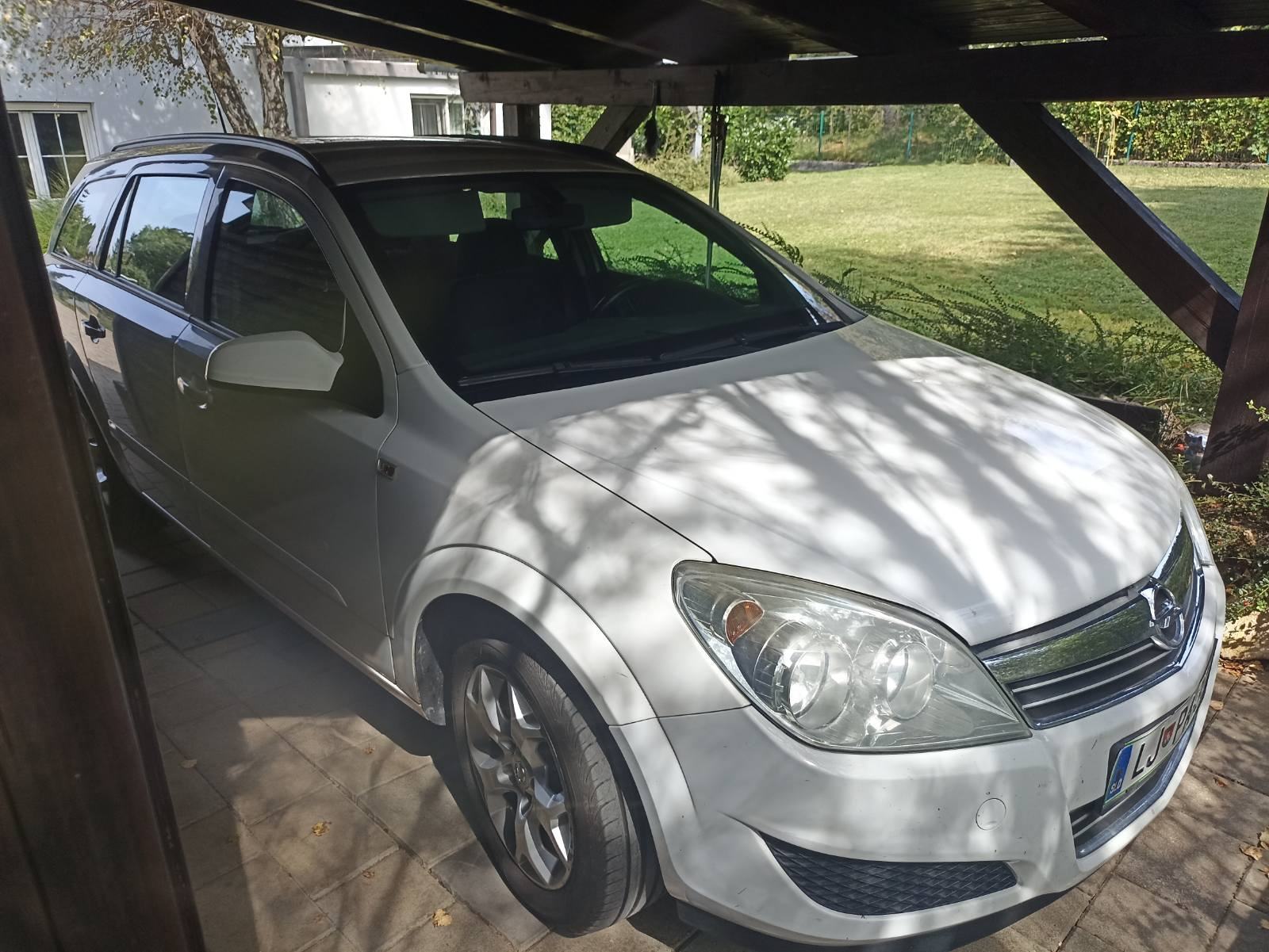 Opel Astra Karavan, 2009 l.